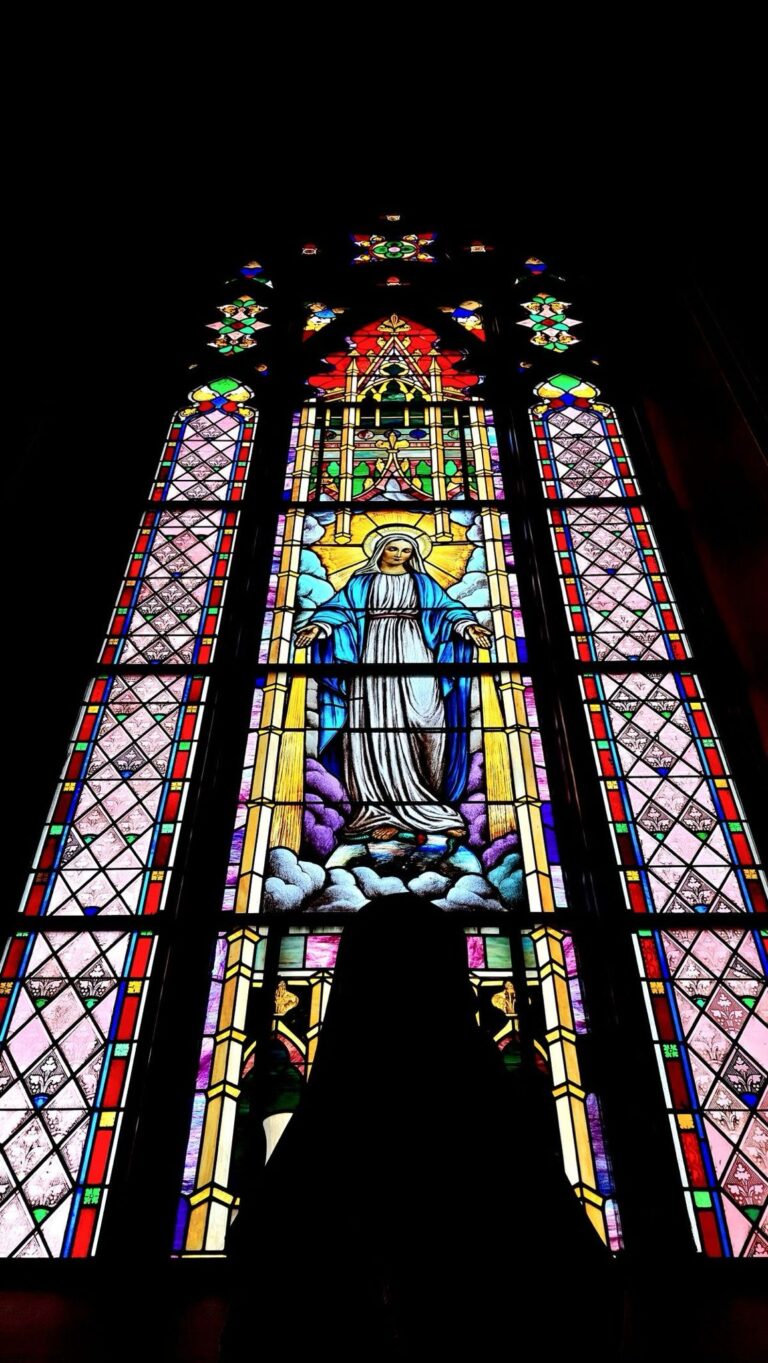 A Pastor Who Shapes Identity - Regnum Christi NY Tri-State